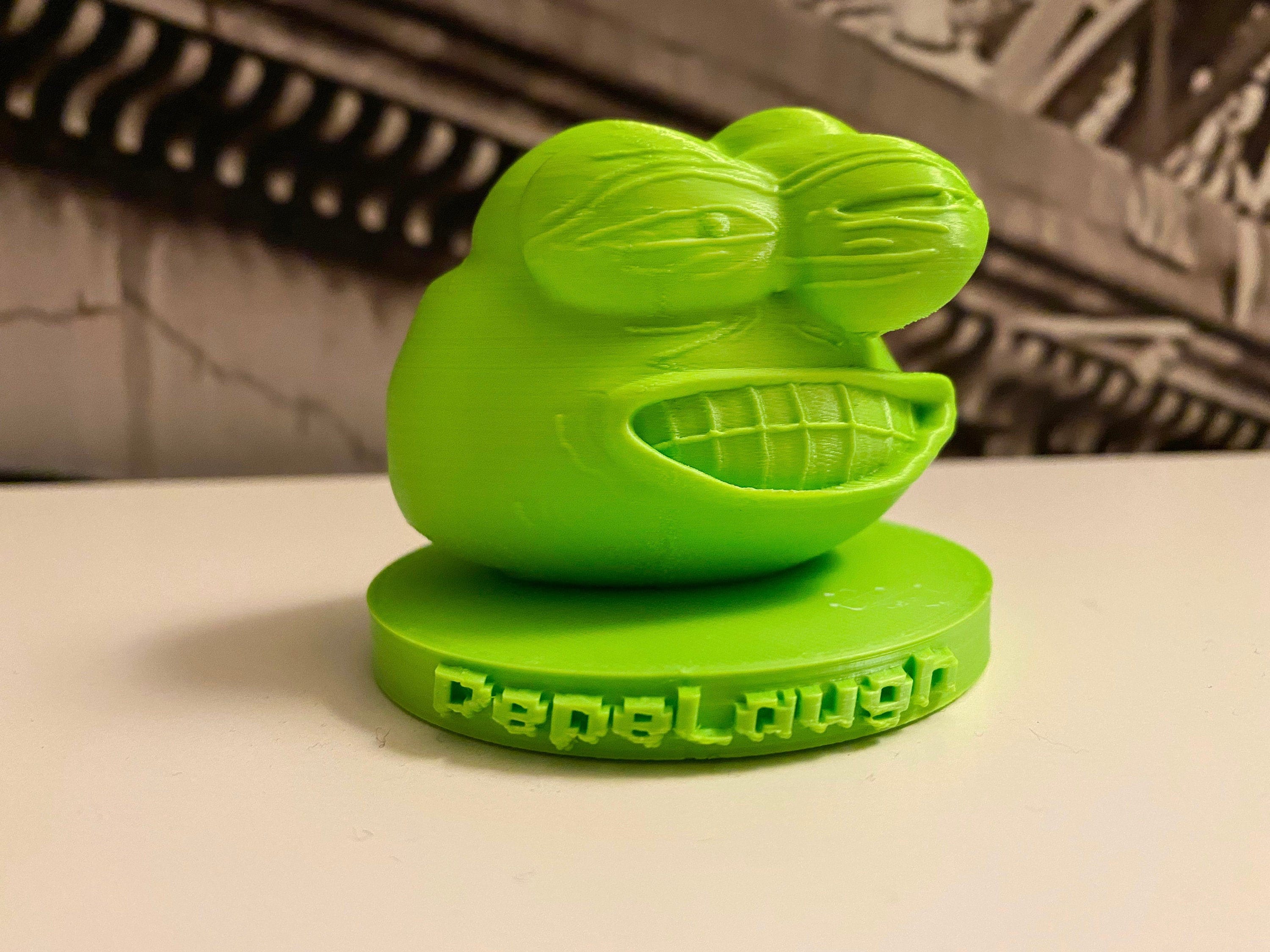Pepelaugh Twitch Emote 3D Print Desk Decoration Gift for Streamers Meme ...