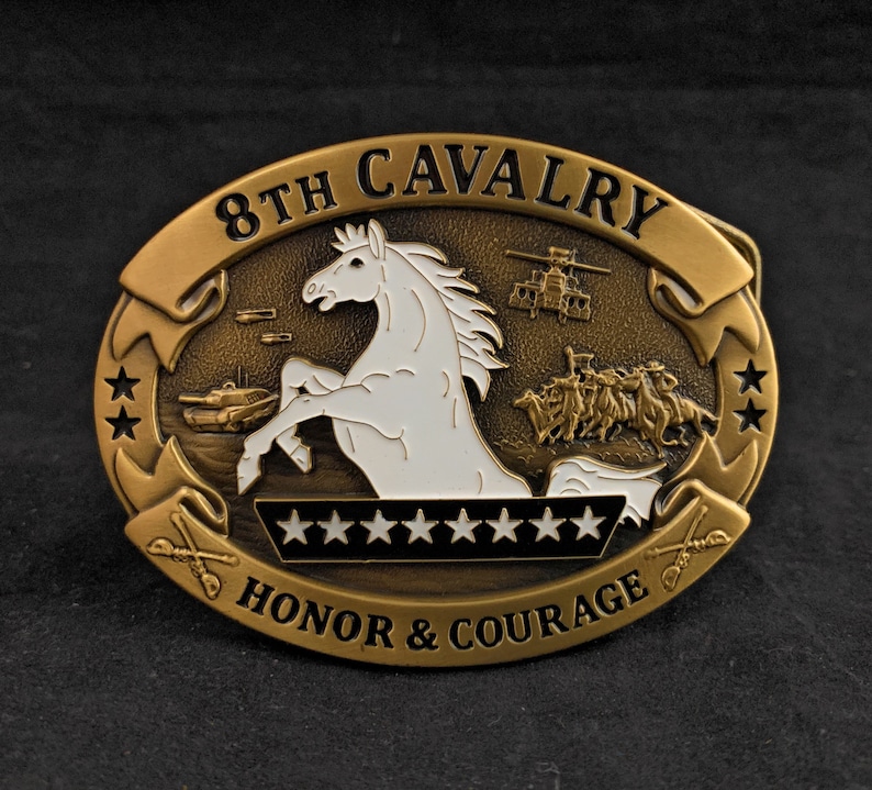 US Army 8th Cavalry Regiment Honor & Courage Unit Insignia - Etsy