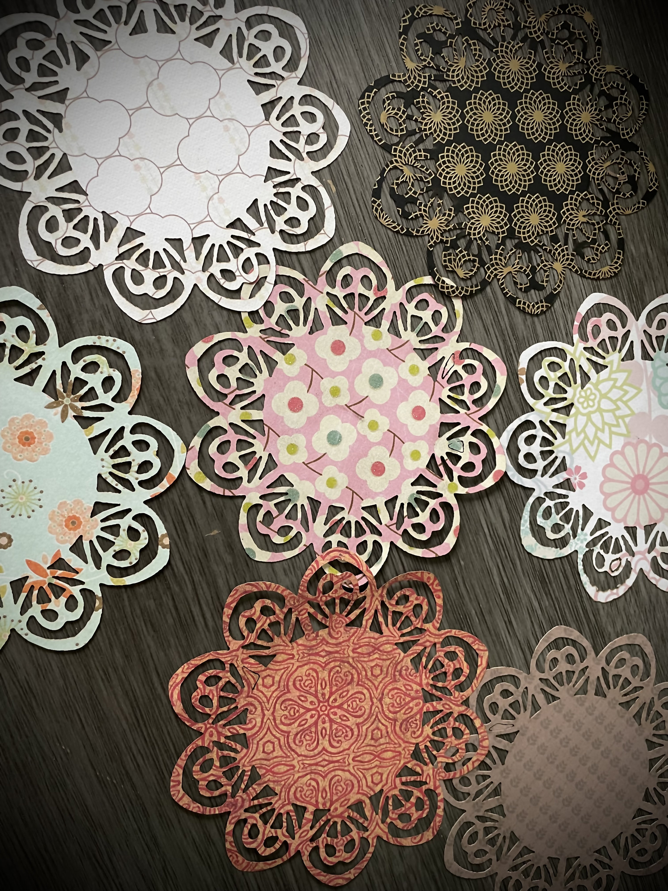 Sale 40 Ornate Doily Die Cuts Mixed Pack of Paper Doily on Patterned ...