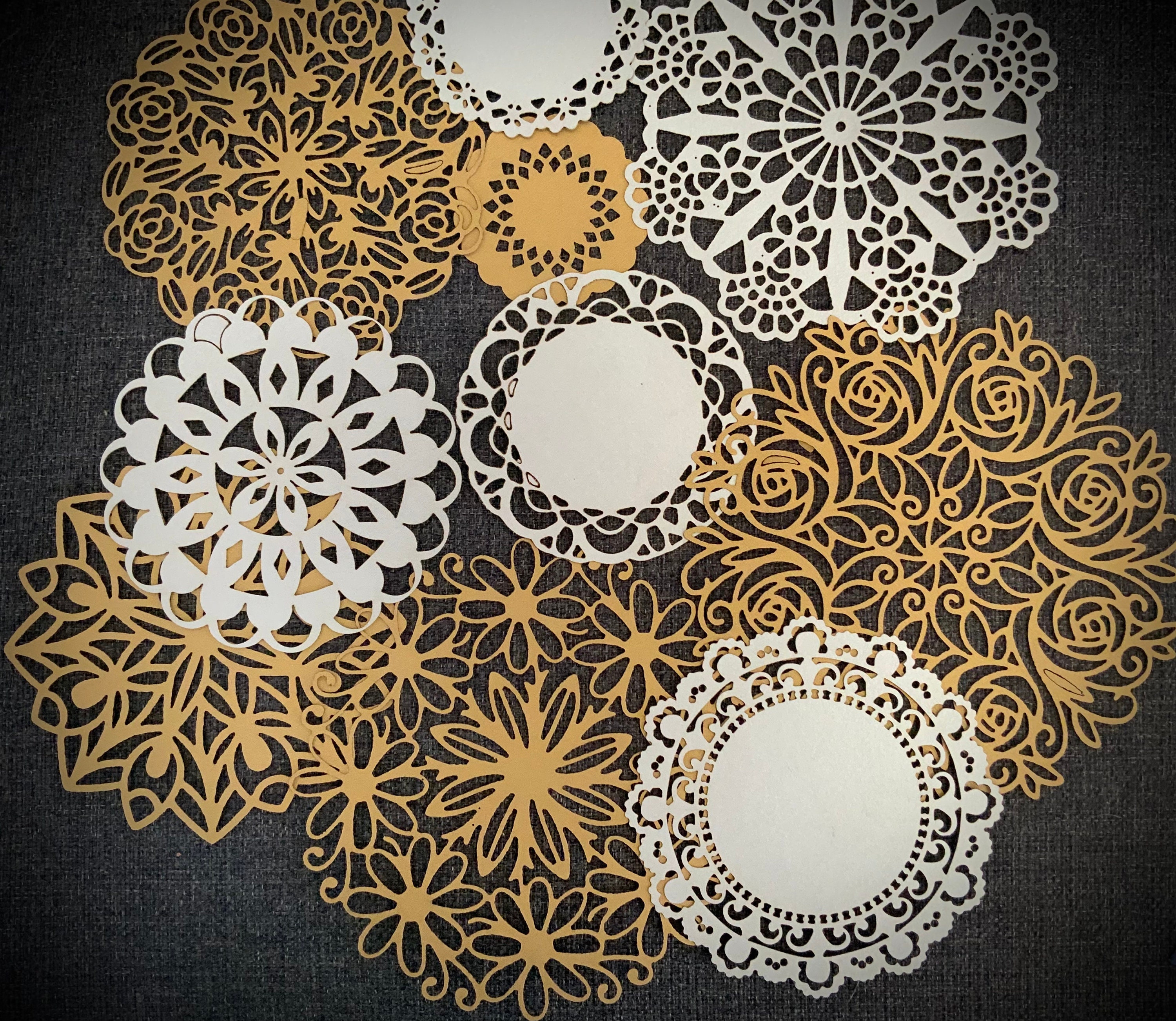 Gold and Silver Ornate Doily Die Cuts Mixed Pack of 20 Paper Doily ...