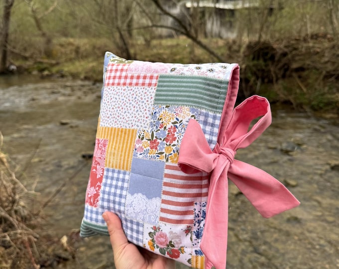 Vintage Quilt Bible Sleeve|bible Cover, Book Sleeve| Quilted Book Cover| Handmade Book Wrap ...