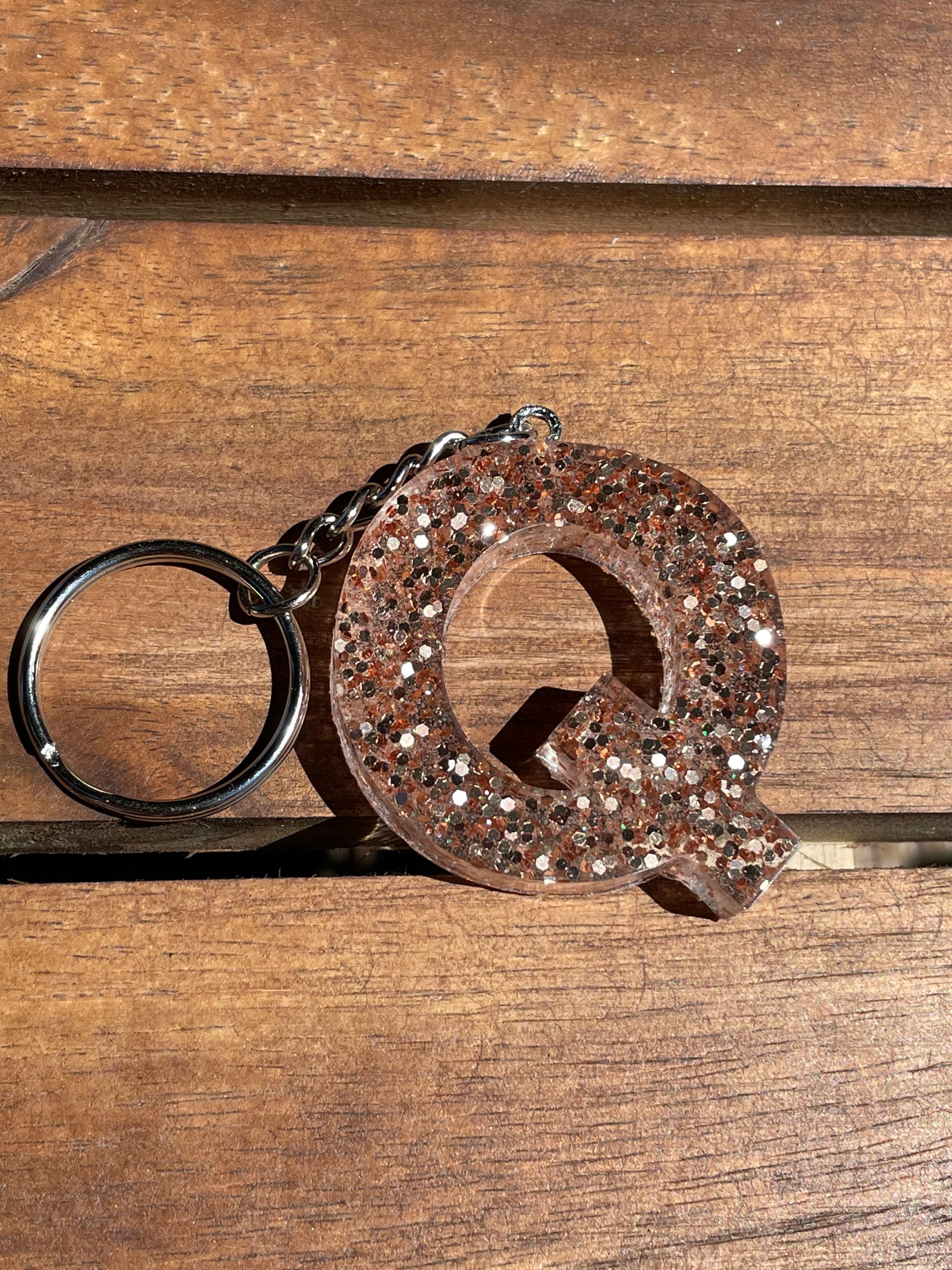 Initials letter Q keychain gift idea | Etsy