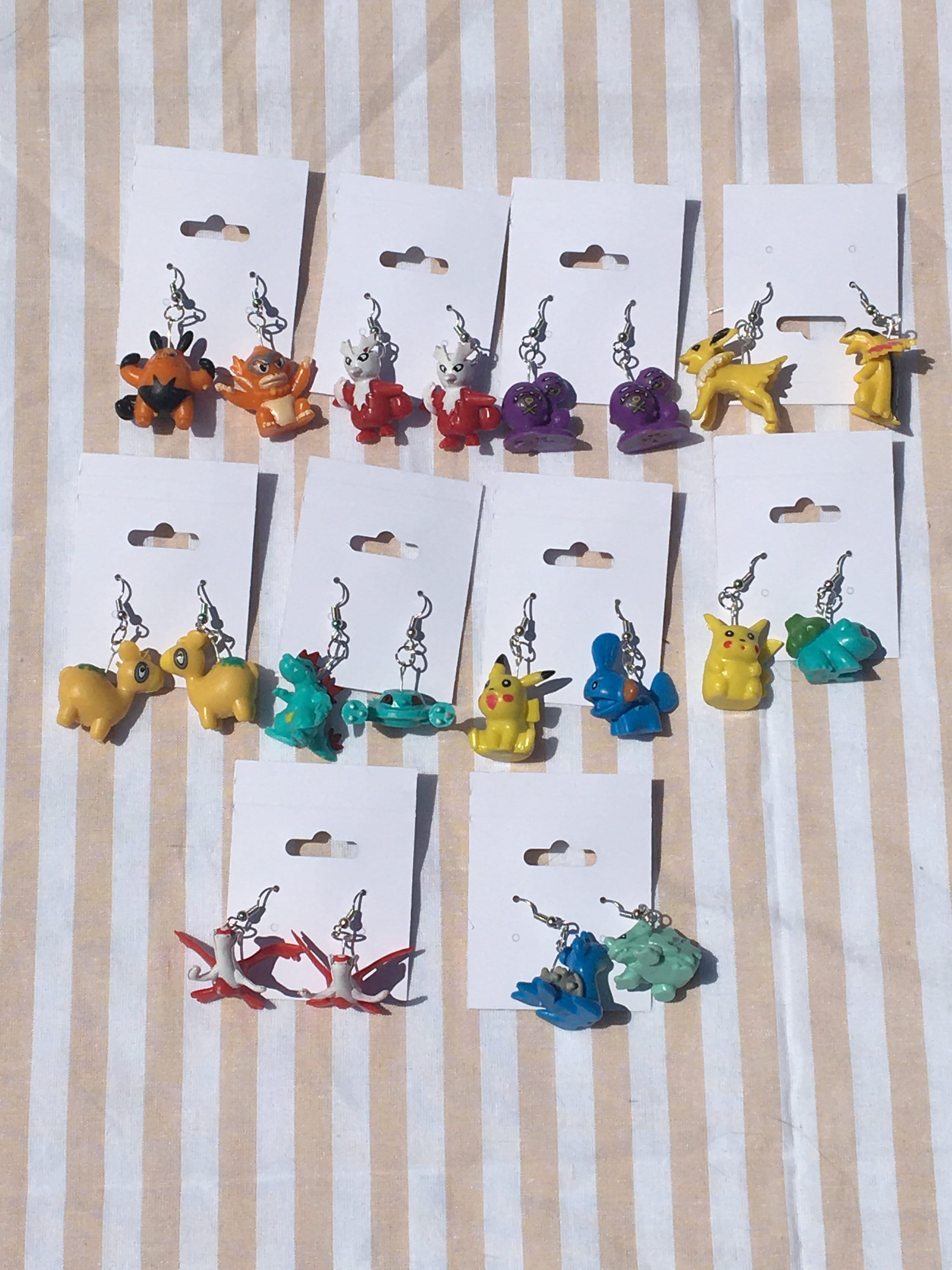 Boucles d'oreilles Pokemon Bootleg - Etsy France