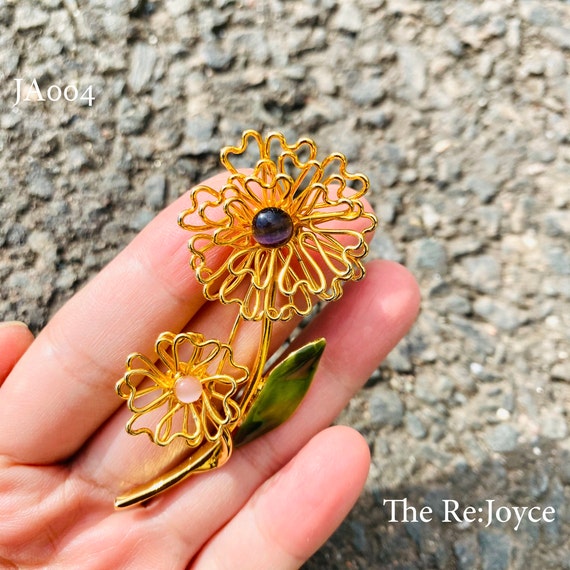 Vintage elegant flower brooch - Gem