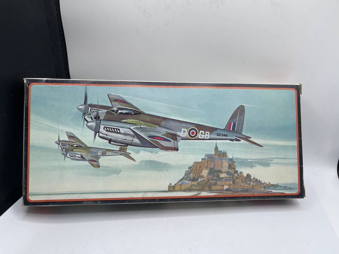 AMT Mosquito Mk IV Model Airplane Kit 1/72 Fighter Bomber - Etsy