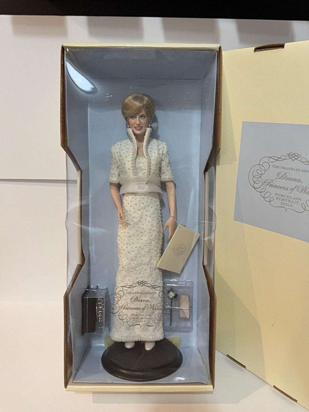 Franklin Mint Princess Diana Porcelain Doll in White Beaded Dress NRFB ...