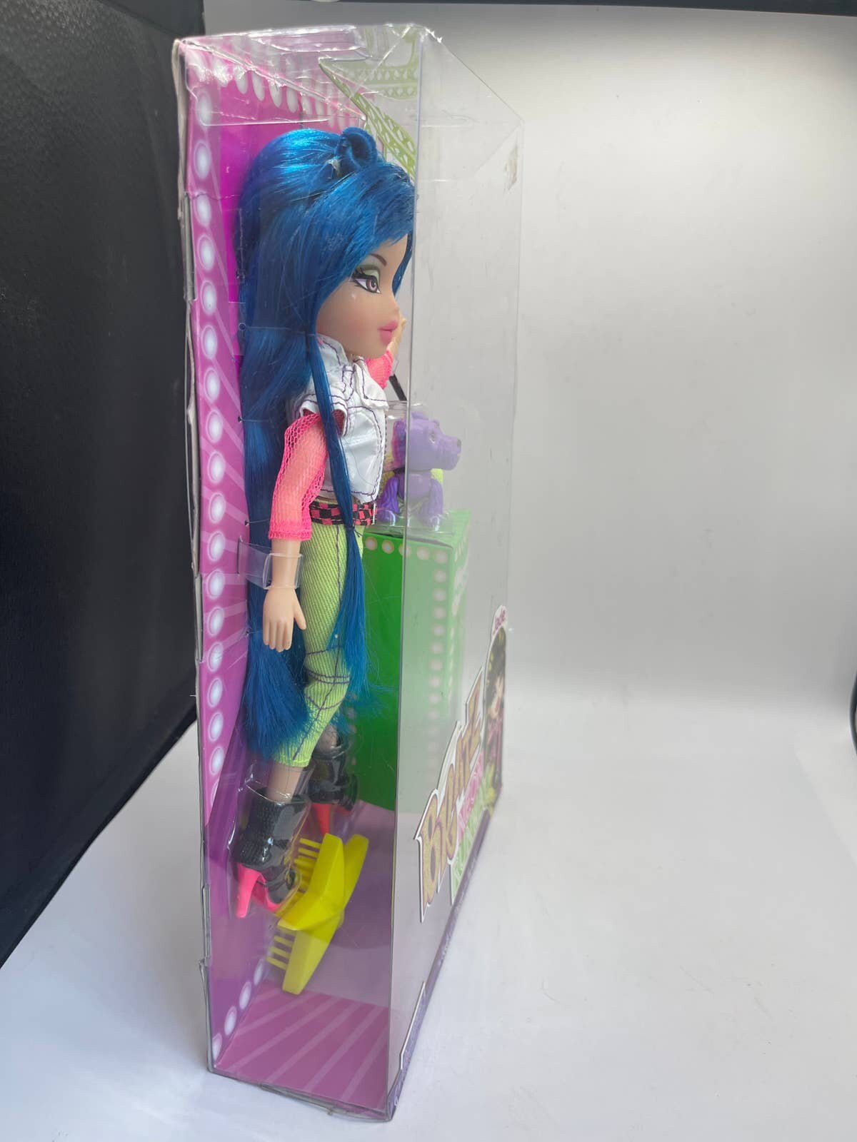 BRATZ Neon Runway JADE & MIMI Midnight 2011 - Etsy