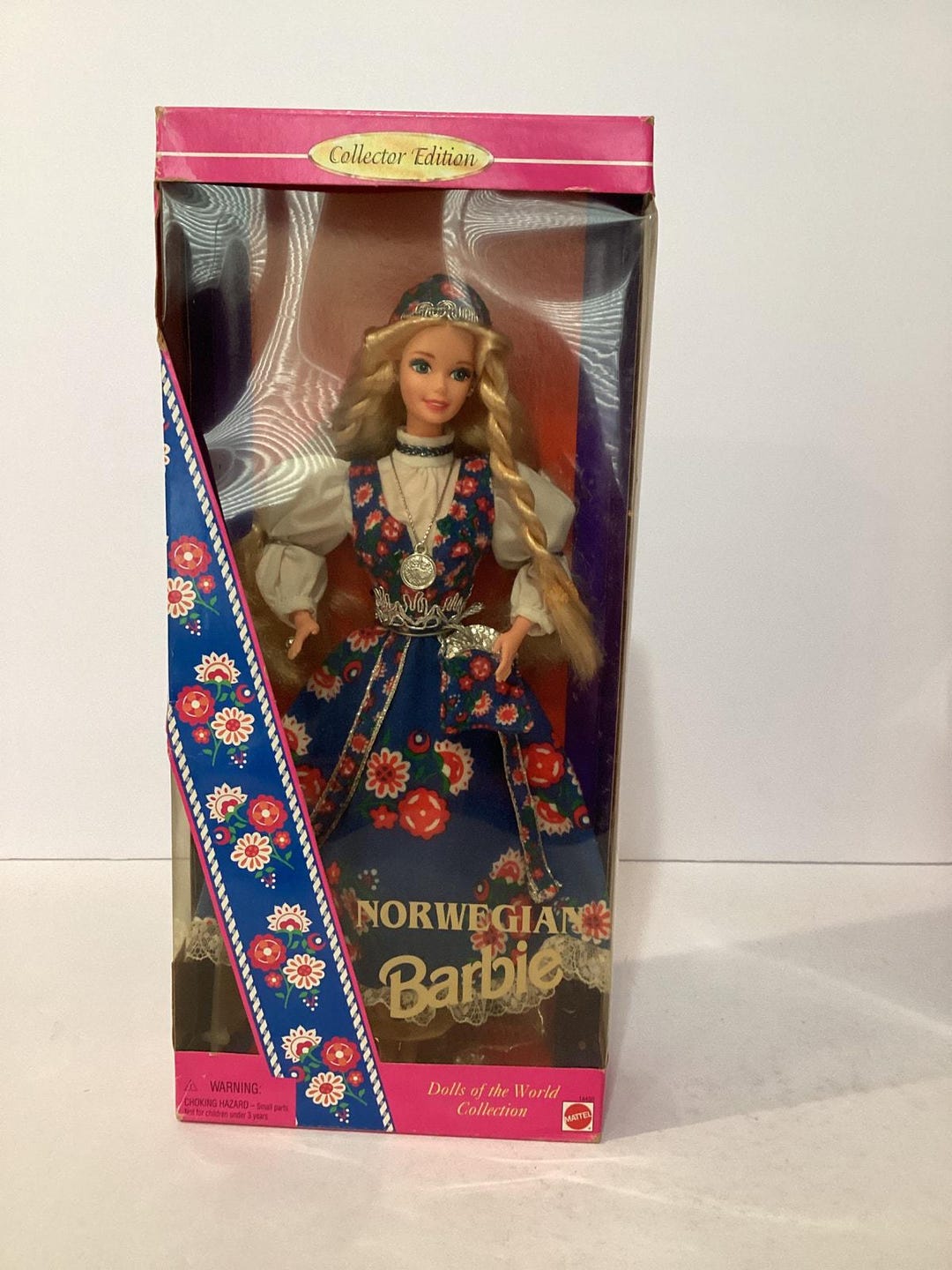 Vintage Norwegian Barbie Dolls of the World NRFB #14450 - Etsy