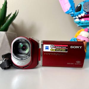 Sony Handycam DCR-SX40 Red Digital Video Camera/ Sony Handycam DCR-SX40 ...