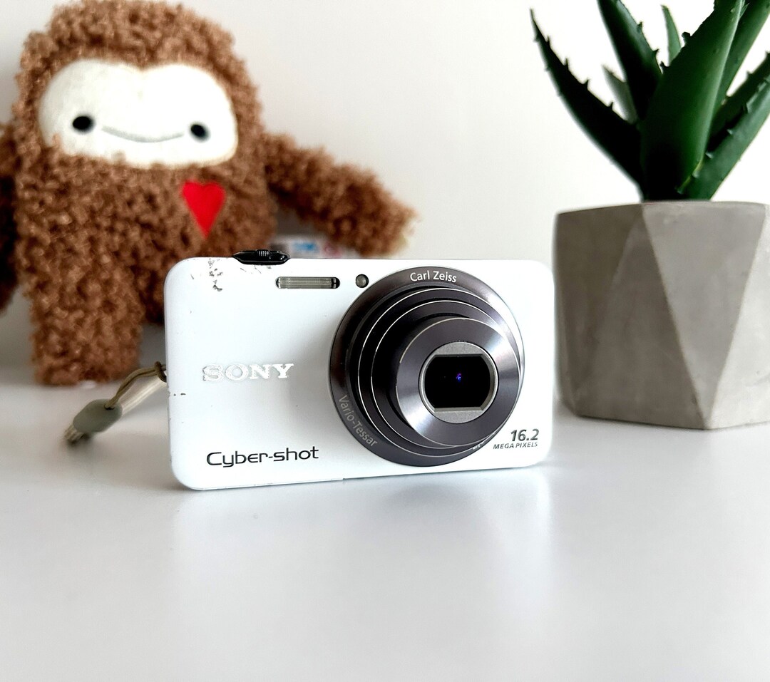 Rare White Sony Cybershot DSC-WX7 16.2MP, Full HD Video Digital Camera ...