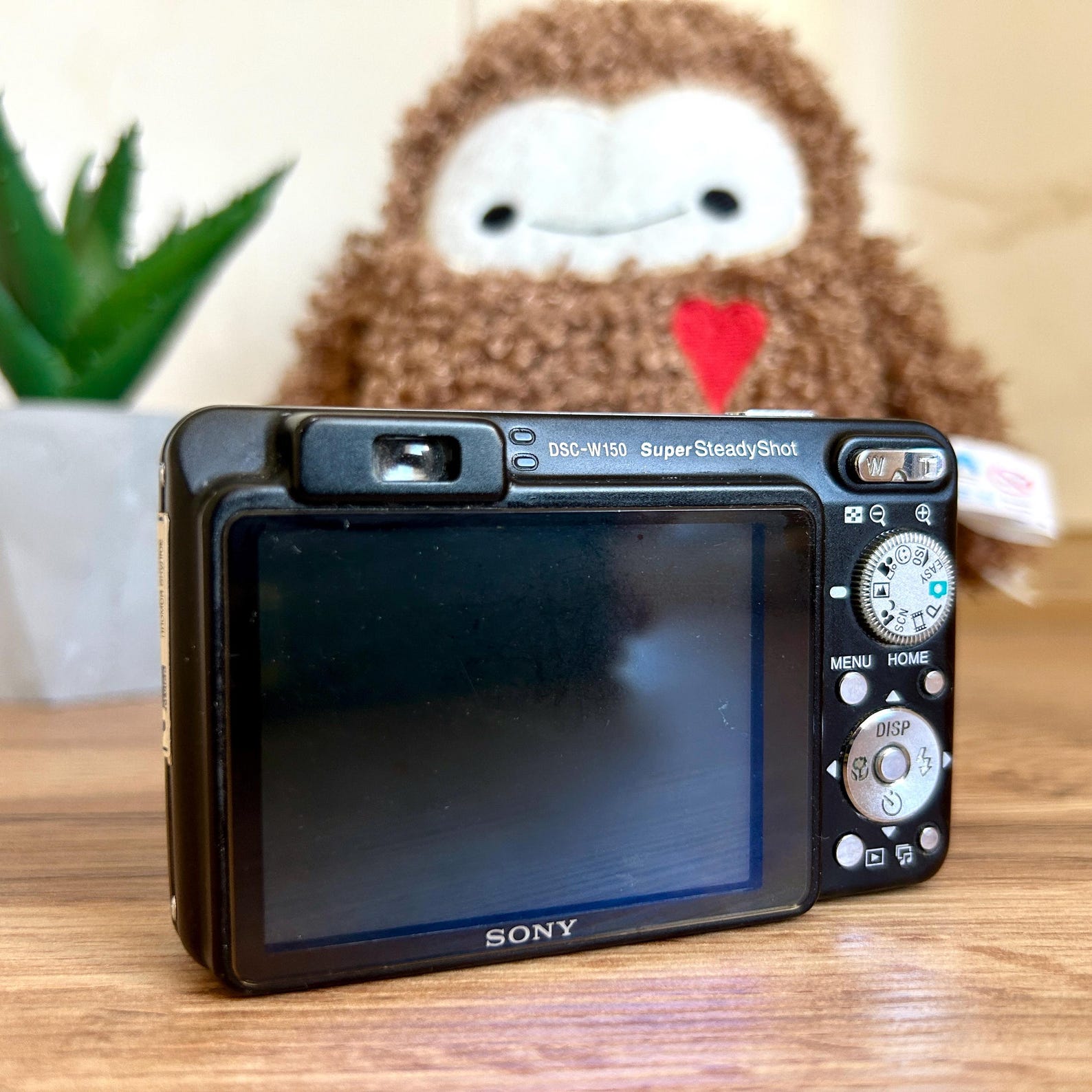 Black Sony Cybershot DSC-W150 8.1MP Digital Camera With Battery Charger ...