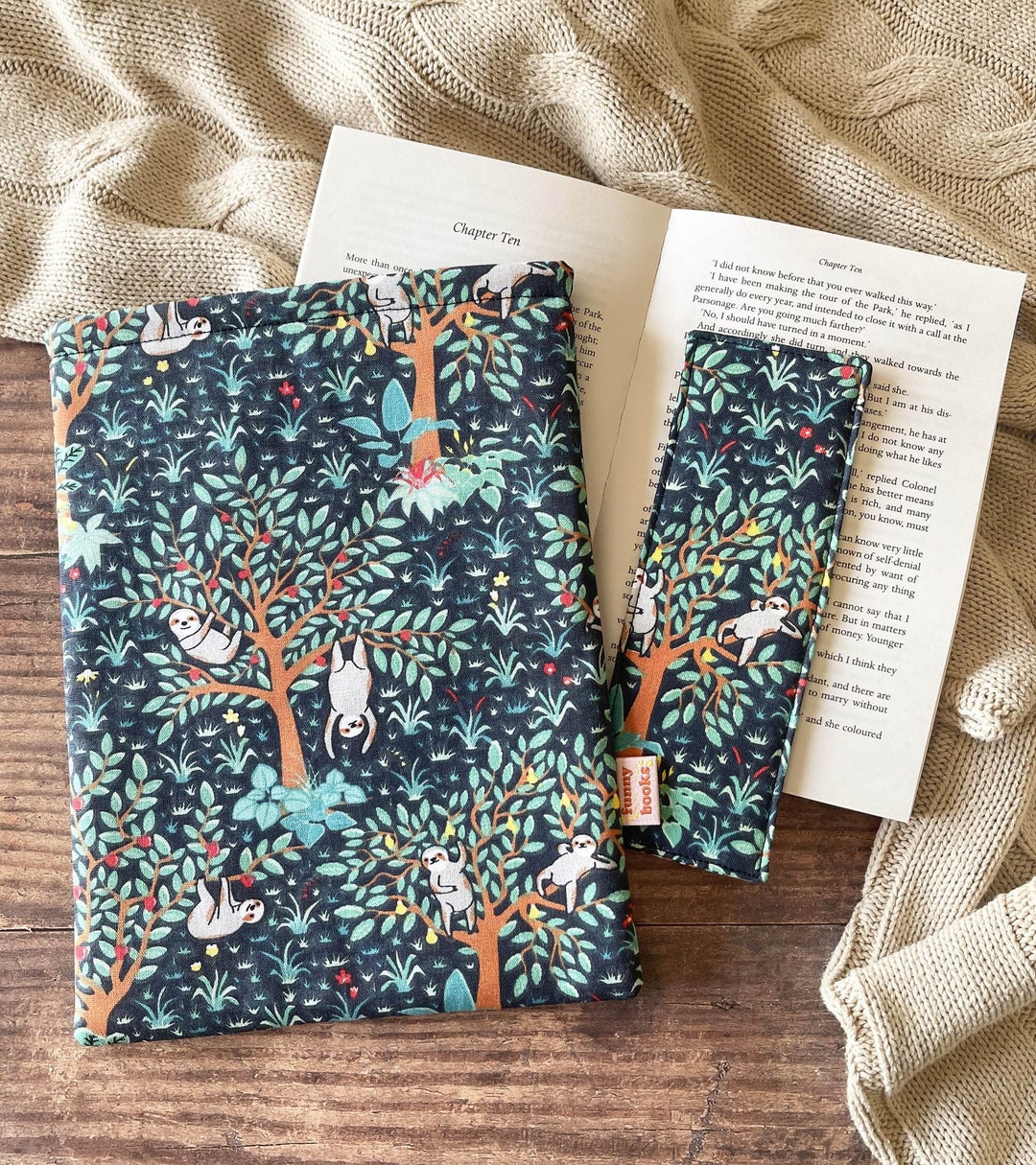 Jungle Book Sleeve, Sloth Padded Book Protector Cover, Book Pouch ...
