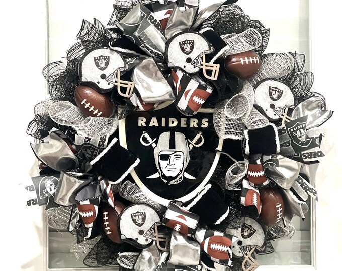 Raiders Wreath - Etsy