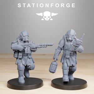 Royal Guard Infantry 2.0- Set of 20 - Massive Kit (sculpted by ...