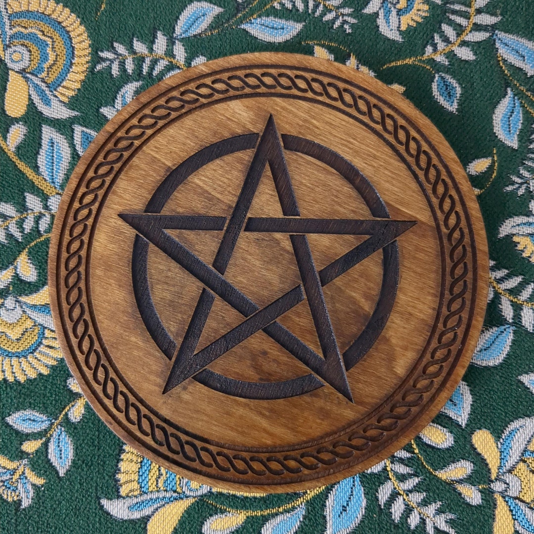 Pentacle / Pentagram | Engraved Wooden Altar Plate | Choice of Sizes ...