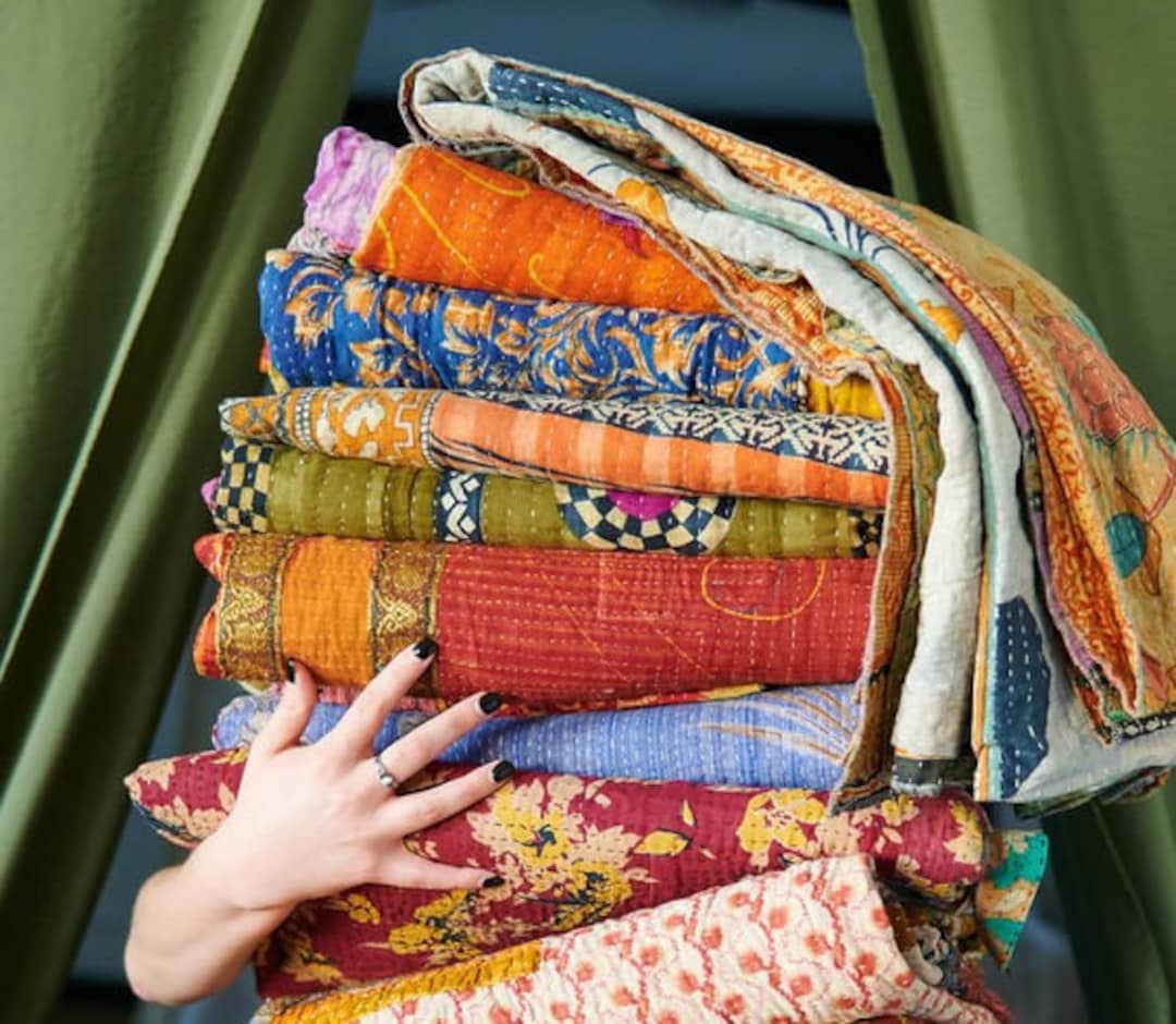 Wholesale Lot Vintage Kantha Quilt, Indian Sari Quilt Kantha Throw ...