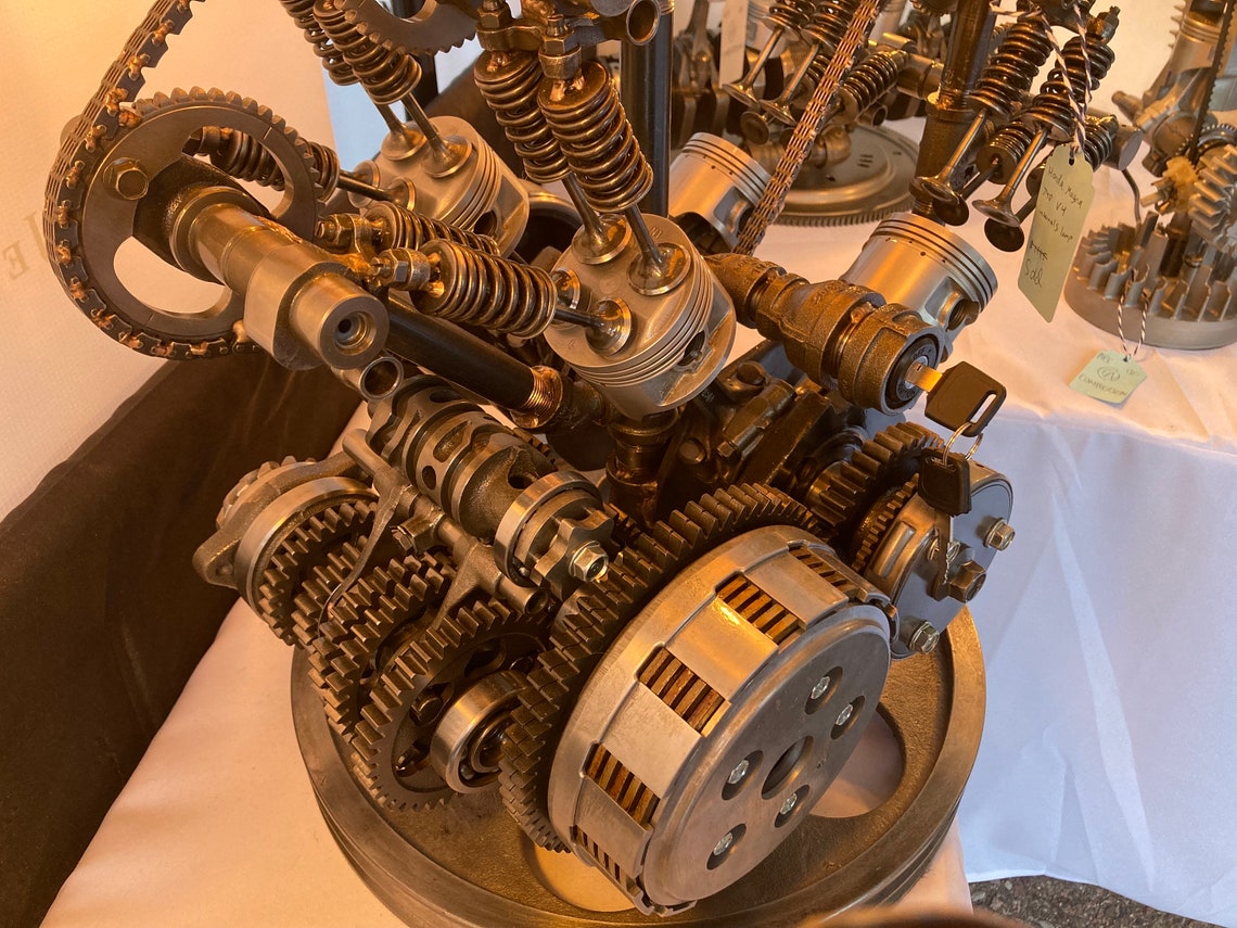 Honda Magna V4 V45 Engine Internals Lamp Motorcycle Metal Art - Etsy