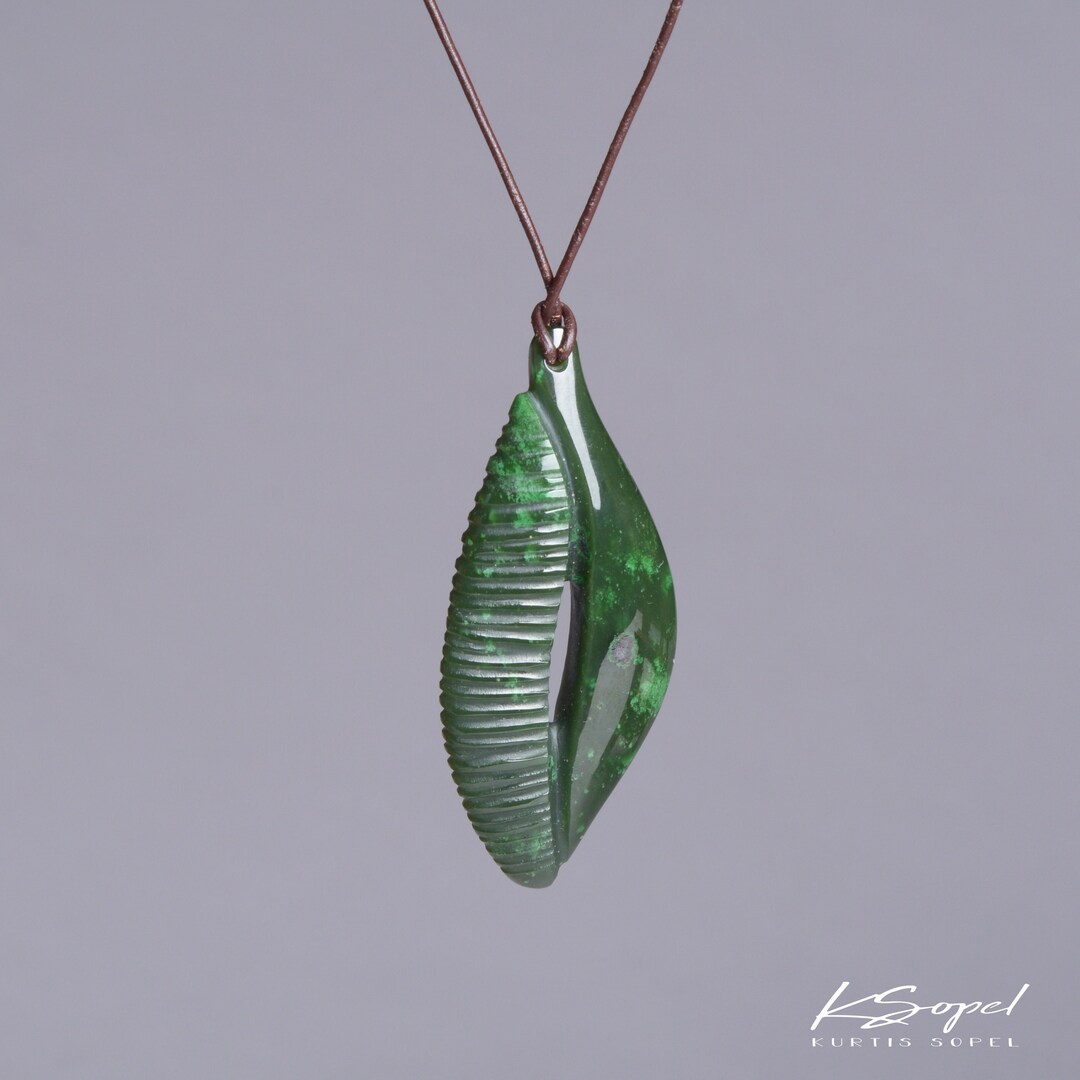 Clamshell Canadian Jade Pendant, Lyle Sopel Design - Etsy