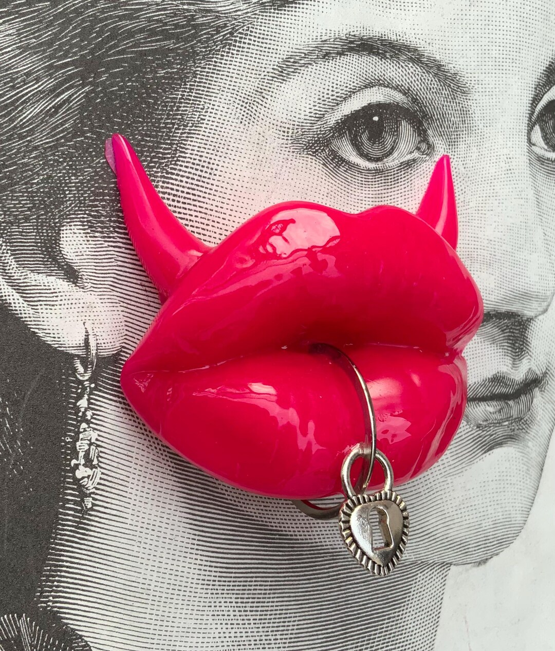 Pretty Pout Resin Lips Large Neon Pink Lip Fridge Magnet Workstation ...