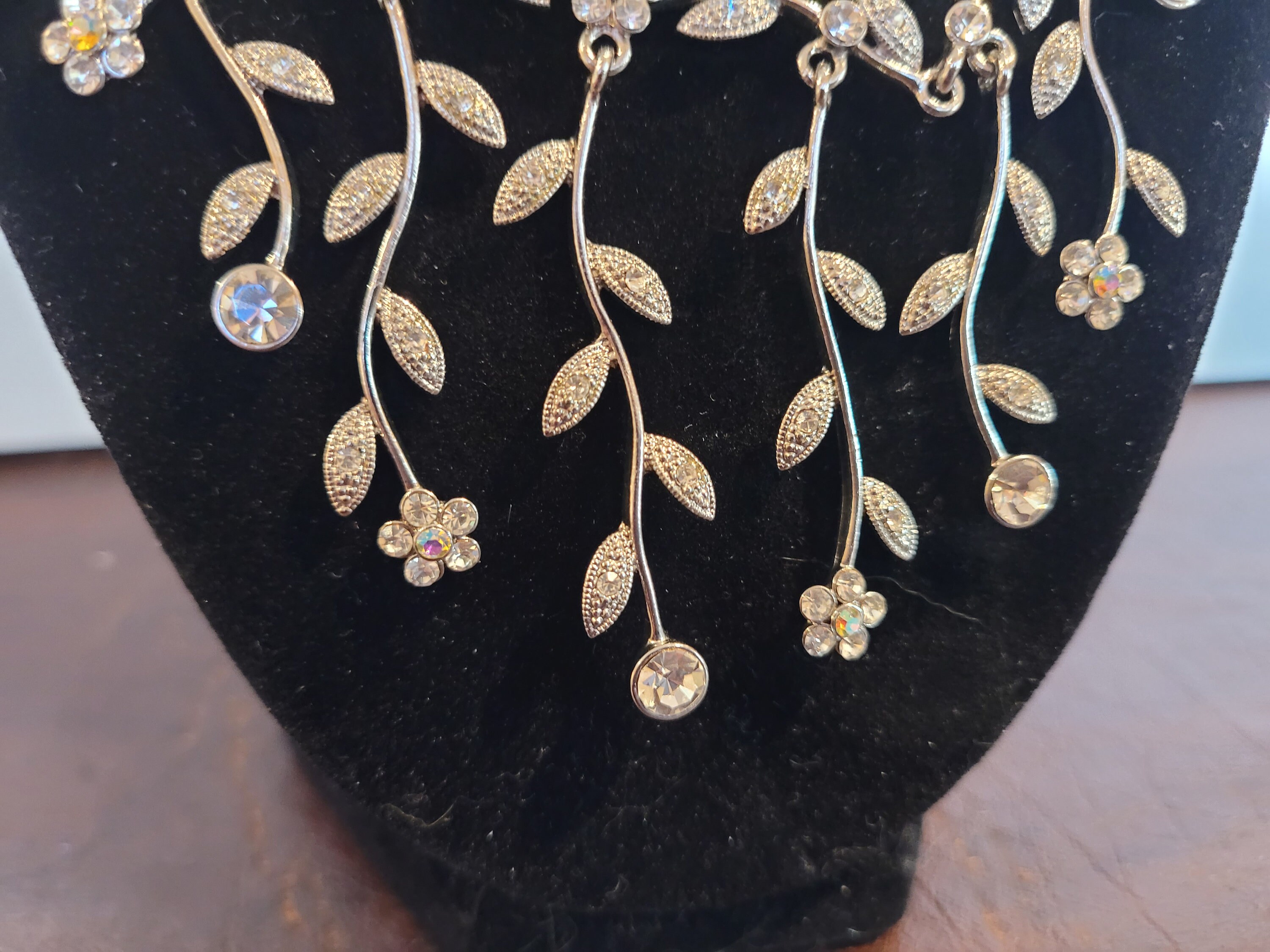 Silver and Crystal Vintage VCLM Flower and Leaves Prom or Bridal ...