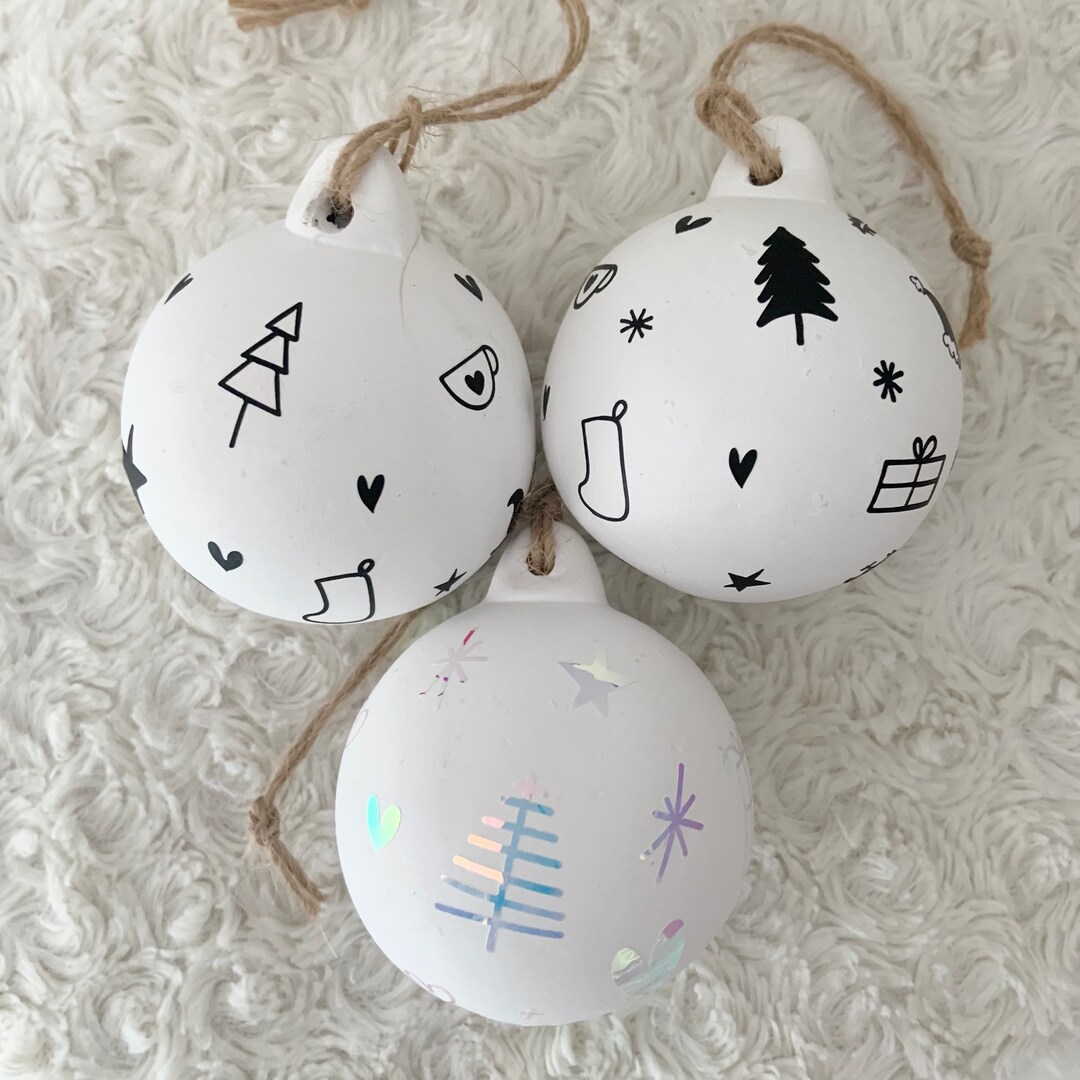 Cute Christmas Bauble, Ceramic Christmas Bauble, Christmas Tree ...