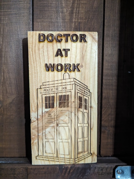 Signe De Tardis Steel Tardis House Sign