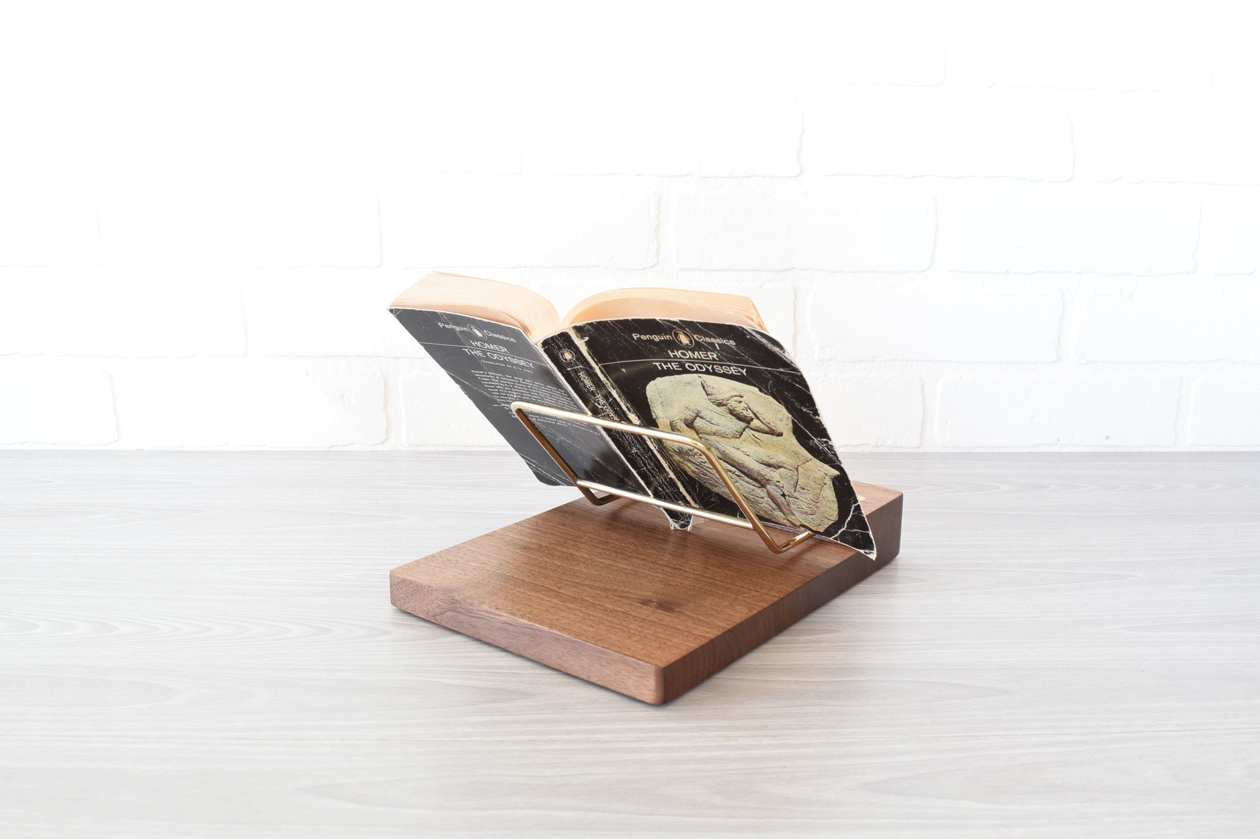 Readwell Book Stand - Etsy