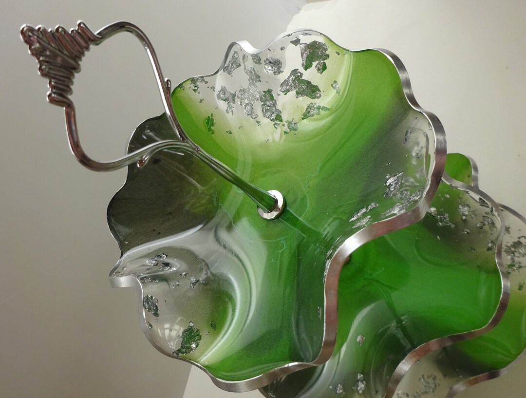 Elegant Epoxy Resin 3-layer Deco Cupcake Set / A Three Tiered Muffin ...