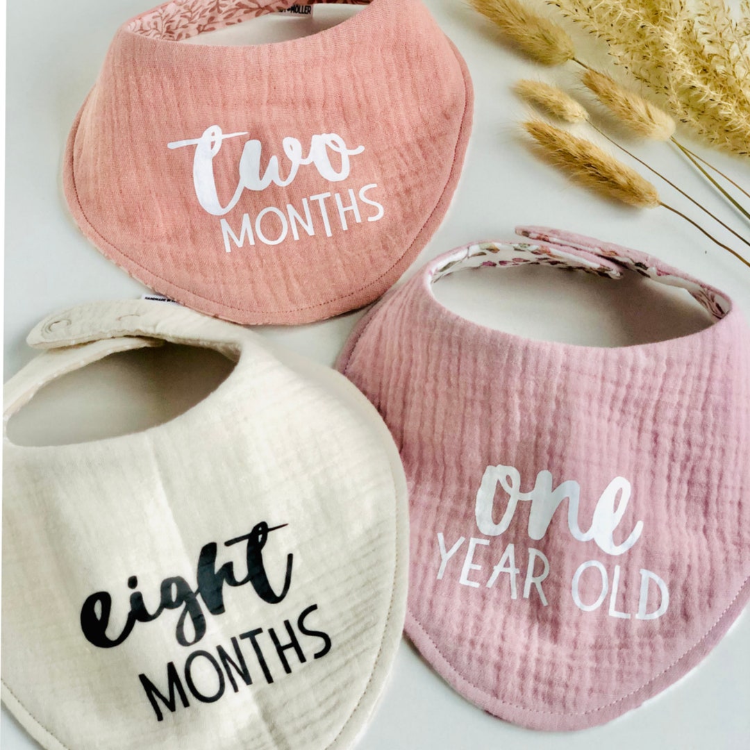 Baby Milestone Marker Bib Muslin Cotton Milestone Dribble Bib ...