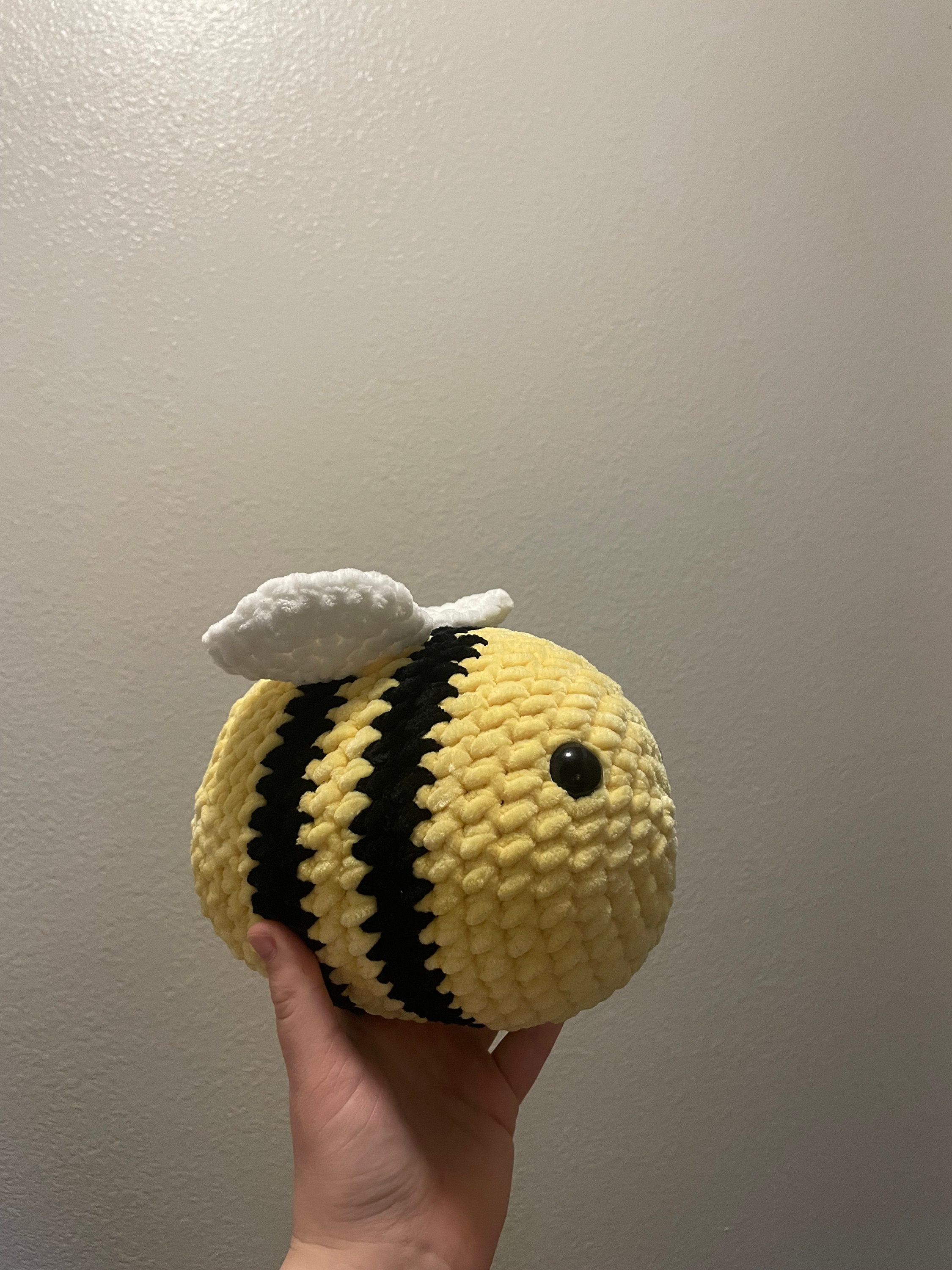 Jumbo Bumblebee Pattern - Etsy