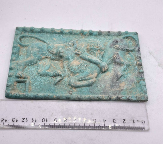 DETECTOR Finds Ancient Roman Bronze Depicting Lion At… - Gem