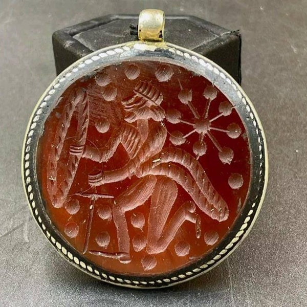 Intaglio Pendant - Etsy