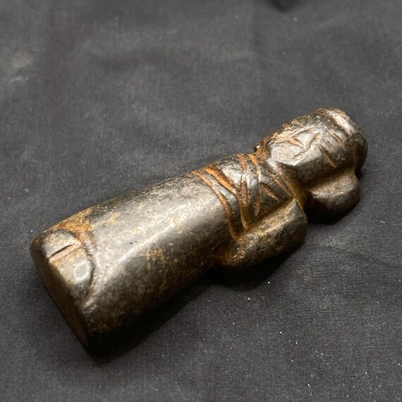 Authentic Ancient Near Eastern stone worshipper Carve… - Gem