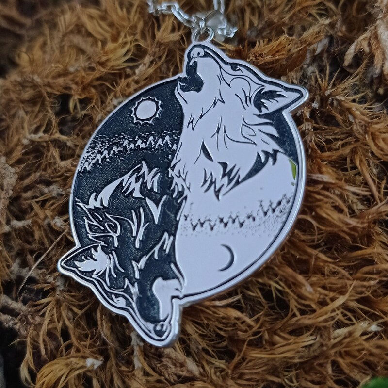 Yin Yang Wolf Pendant - Etsy