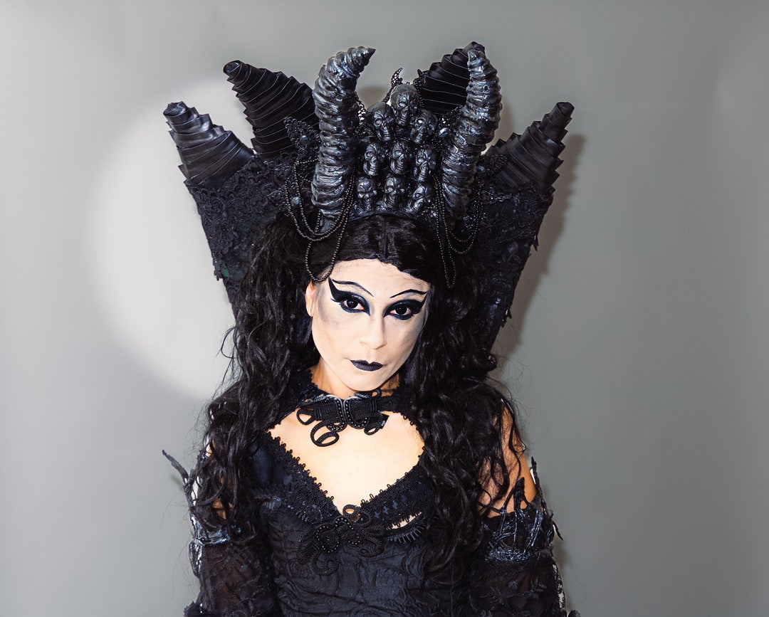 LILITH HEADPIECE Crown of Skulls Headpiece Dark Goddess Headpiece - Etsy