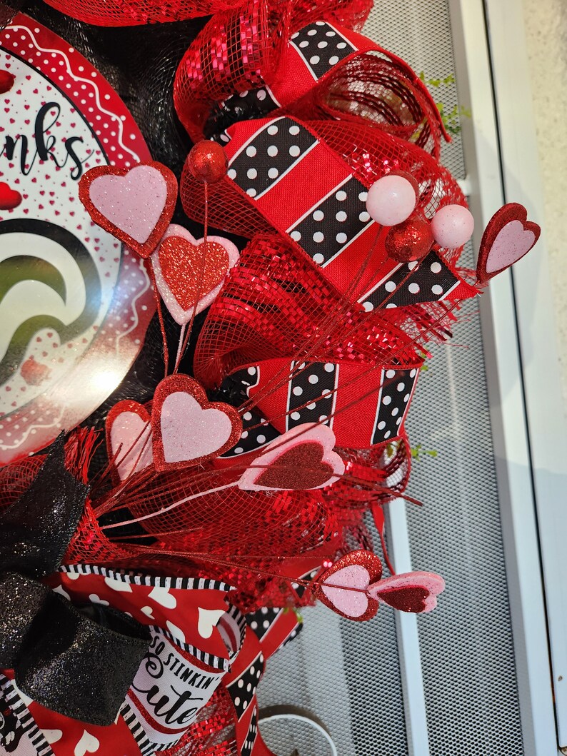 Valentines Day Wreath Love Stinks Sign Valentines Skunk Bow Galentines ...