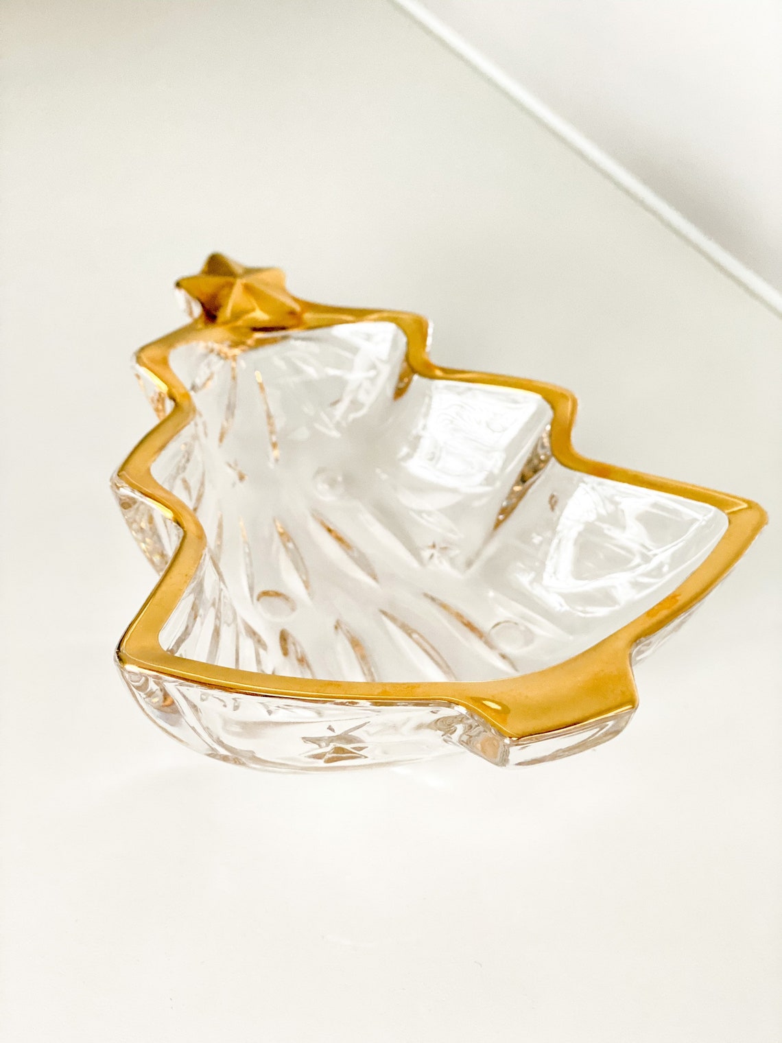 Holiday Tree Shaped Trinket Dish With Gold Detail Holiday Gift Tree ...