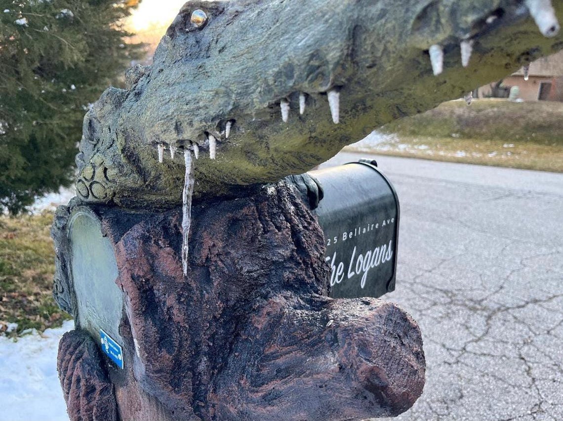 Alligator Florida Gator Mailbox Statue - Unique Custom Mailbox - Etsy