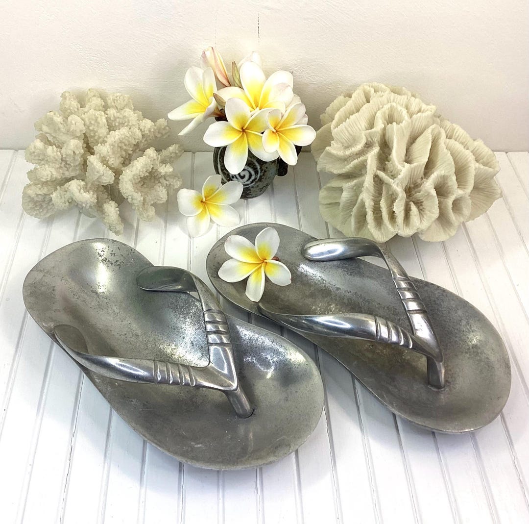 Vintage Metal Flip Flop Trinket Dishes: Coastal Beach House Decor - Etsy