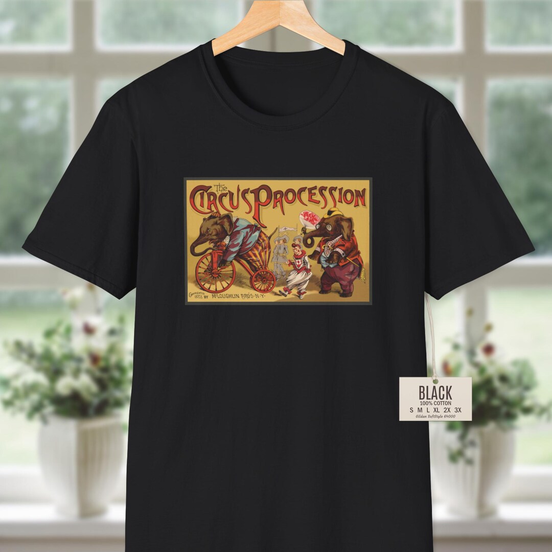 Circus T-shirt for Circus Fans, Elephants and Clowns Circus Parade ...