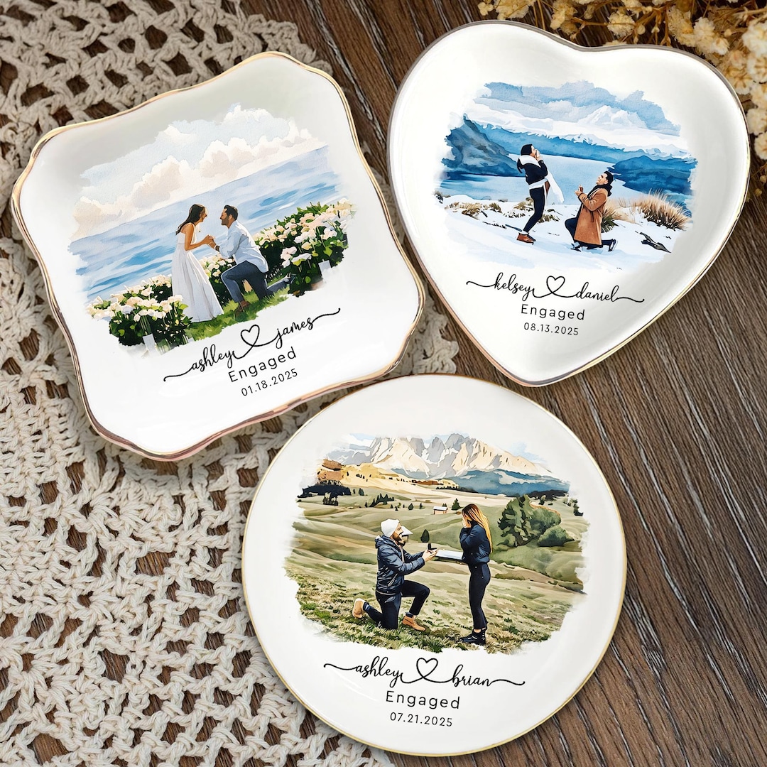 Custom Proposal Portrait Ring Dish, Engagement Gift for Her, Engaged ...
