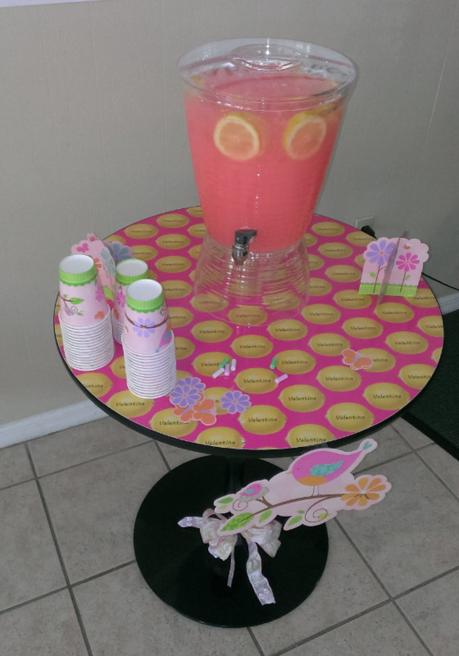 Round Branded Logo Tables for Trade Shows & Events by Banquet Tables ...