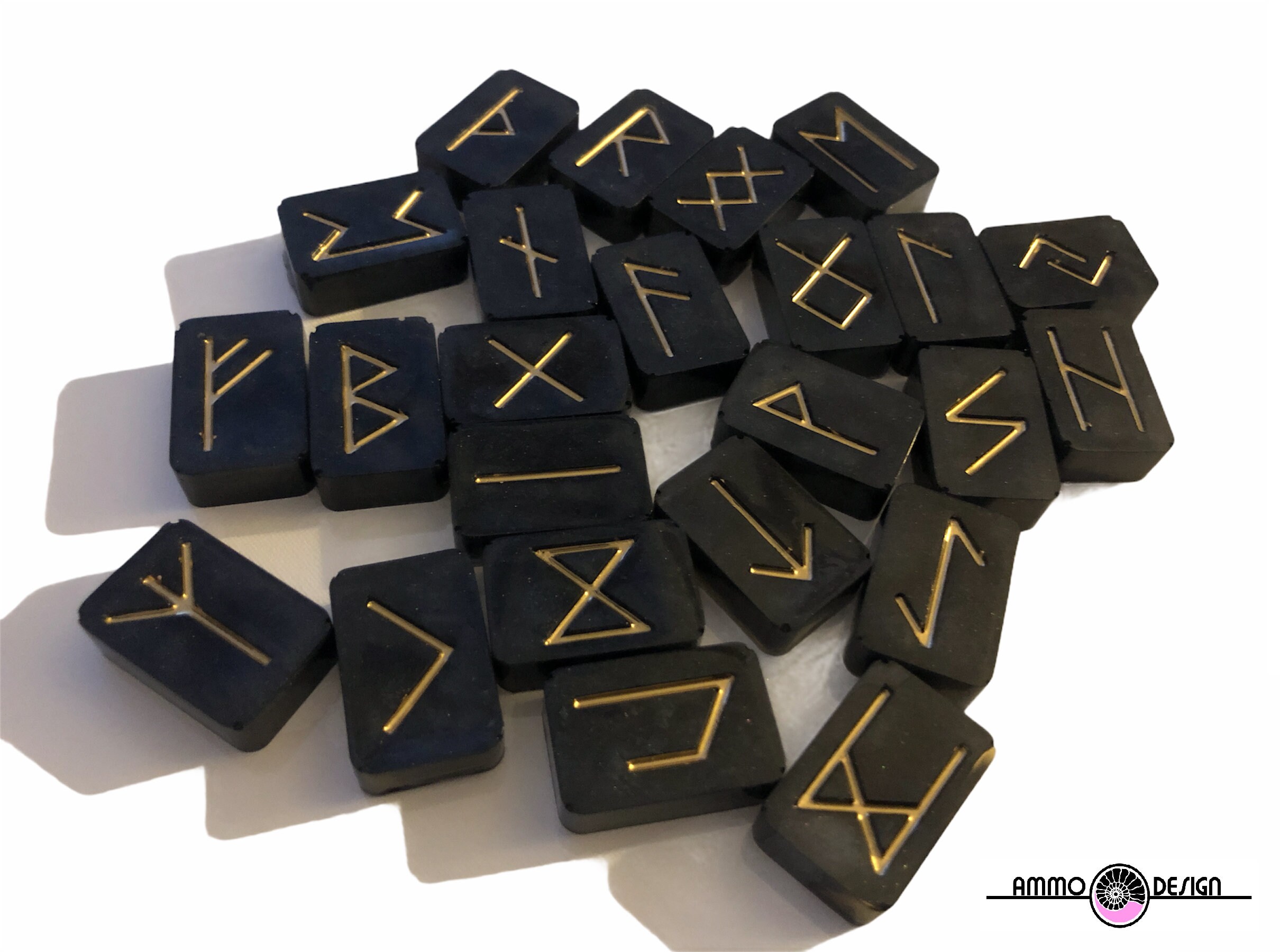 Rune Set, Norse Elder Futhark Runes, Epoxy Resin, Viking Runes, Resin ...