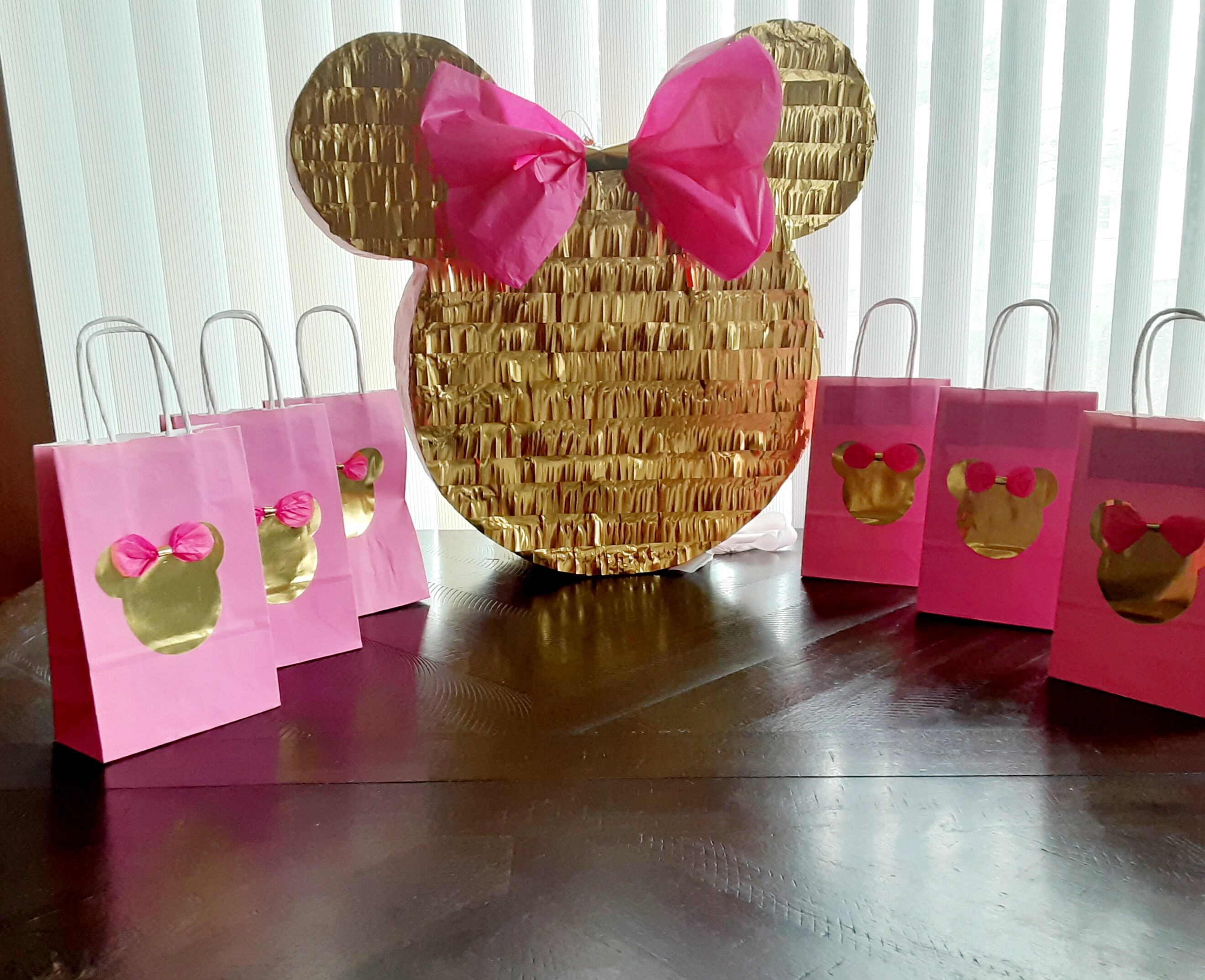 Minnie mouse piñata | Etsy
