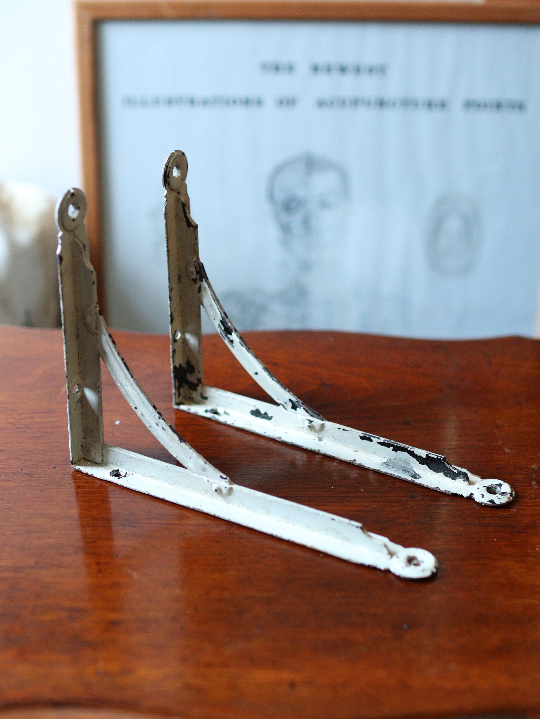 Old Distressed Shelf Cistern Brackets | Metal Unique Vintage | Study ...