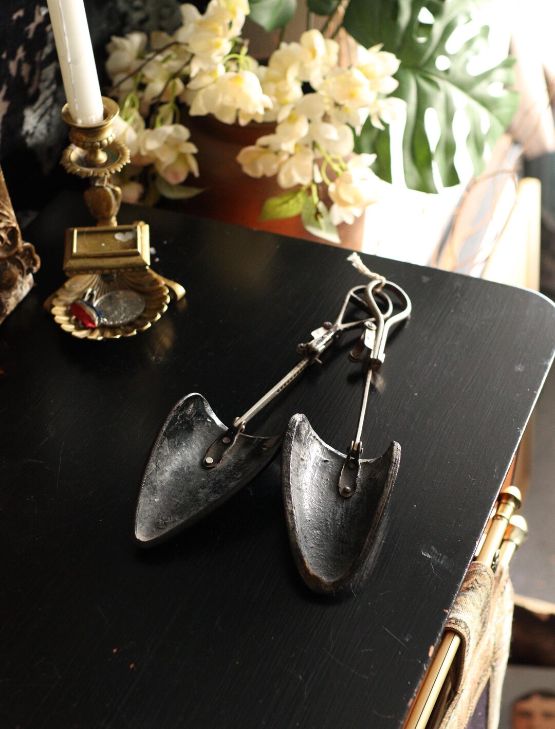 Worn Black Adjustable Wood & Metal Shoe Shaper Stretcher Tree Pair ...
