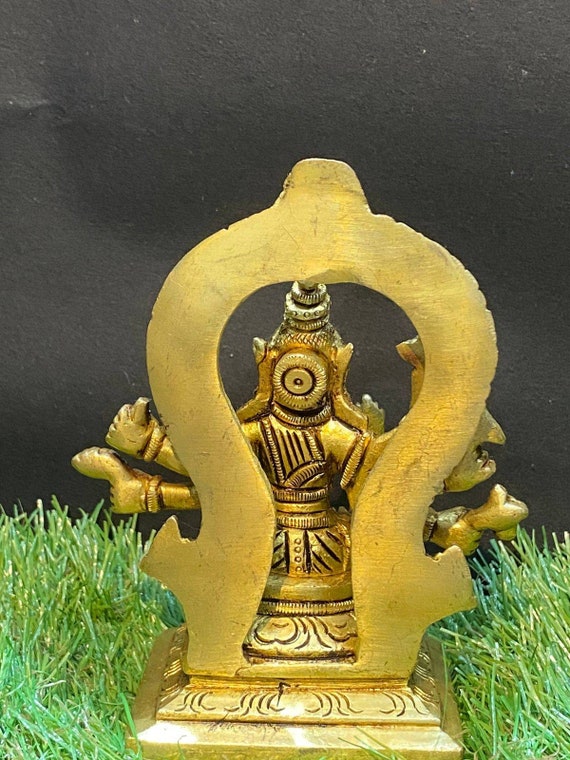 Pooja idol, Laxmi idol Lord Vishnu Varaha Avatar The Ashta Bhuja ...