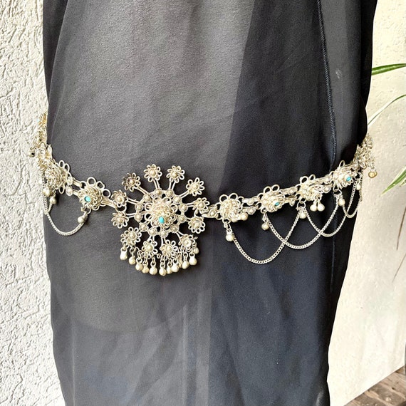 Belly Dancer 32" Gypsy, Chain Belt. Vintage, Handmade… - Gem