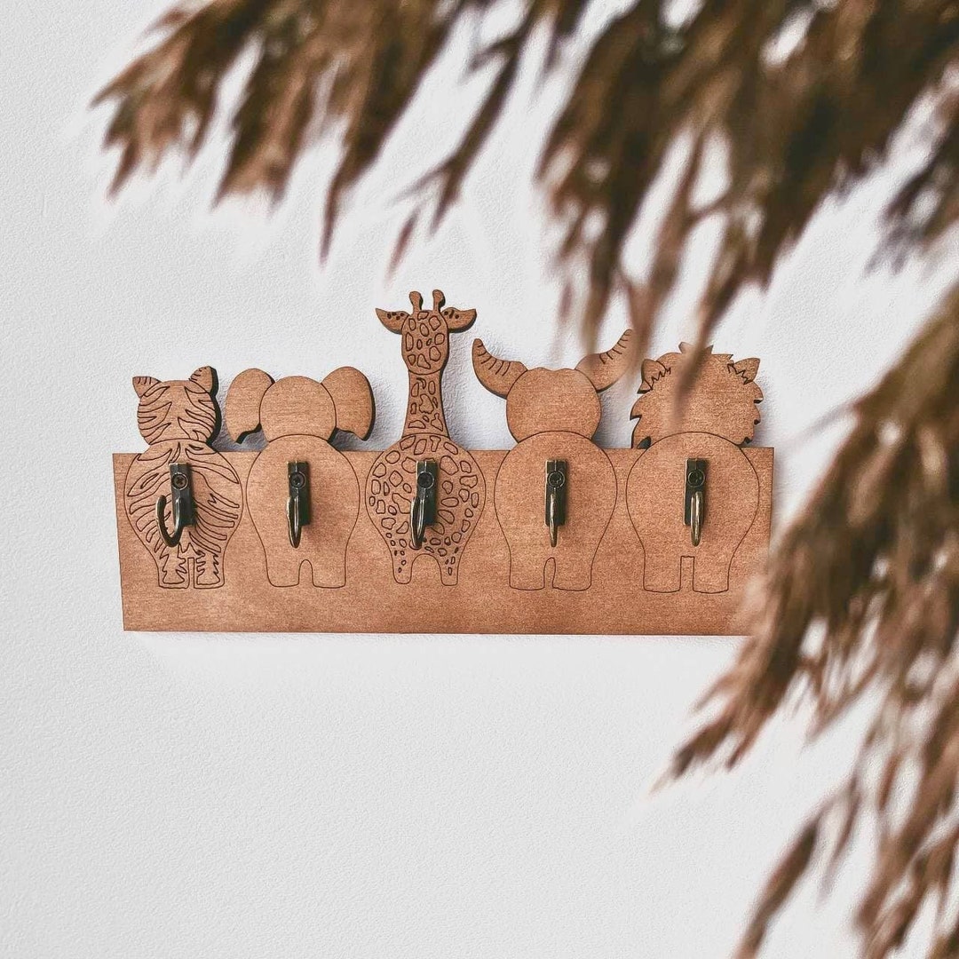 Akuna Matata Animal Tails Wooden Key Holder, Africa Family Key Holder ...