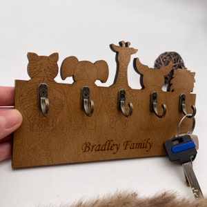 Akuna Matata Animal Tails Wooden Key Holder, Africa Family Key Holder ...
